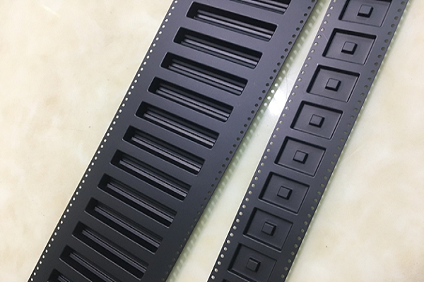 24mm SMT Embossed Carrier Tape With Reel Cover For Electronic Components